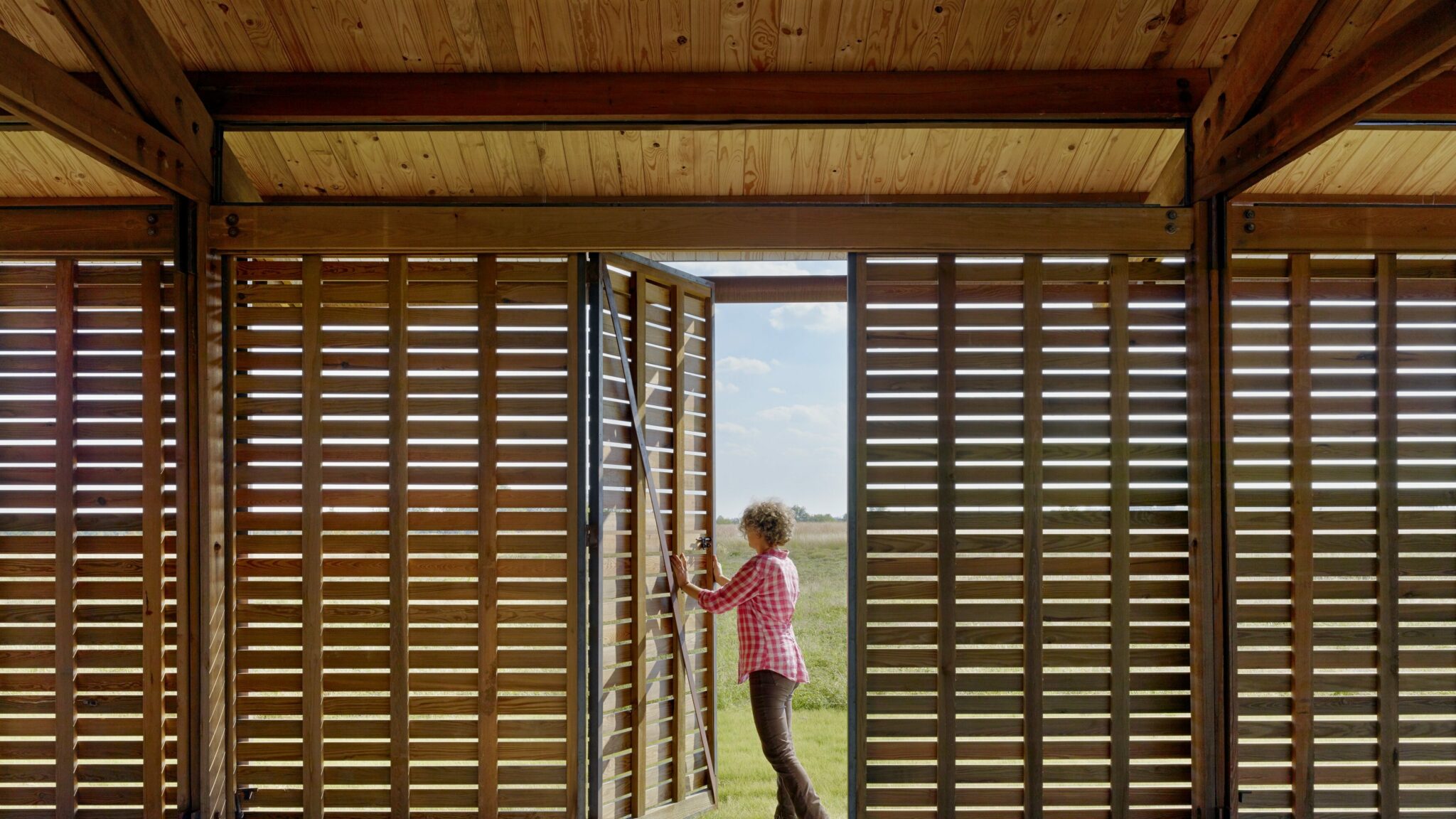 DIXON WATER FOUNDATION, BETTY AND CLINT JOSEY PAVILION - Living Future